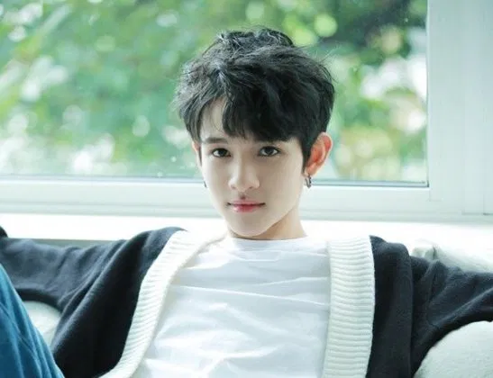 Kim Samuel trở lại với hình tượng mới mẻ đầy nam tính trong MV ONE ...