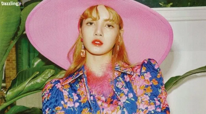 Đẳng cấp như Lisa (BLACKPINK): Trang phục khó nhằn cỡ mấy cứ diện lên ...