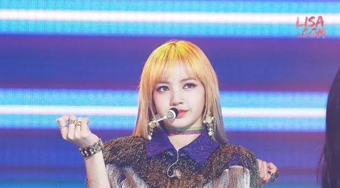 Đẳng cấp như Lisa (BLACKPINK): Trang phục khó nhằn cỡ mấy cứ diện lên ...