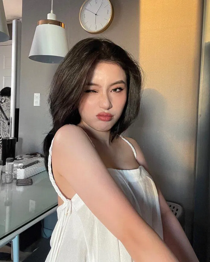 Quỳnh Thi - Cô nàng gây sốt với các clip biến hình triệu view trên TikTok - BlogAnChoi