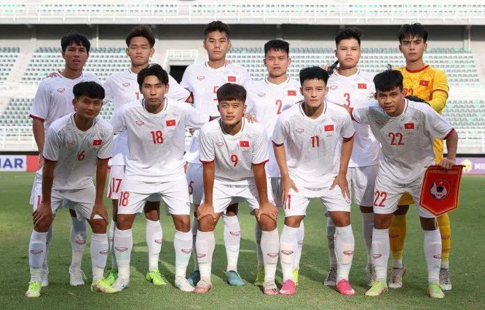 HLV Hoàng Anh Tuấn triệu tập 36 cầu thủ chuẩn bị cho VCK U20 Châu Á 2023 - BlogAnChoi